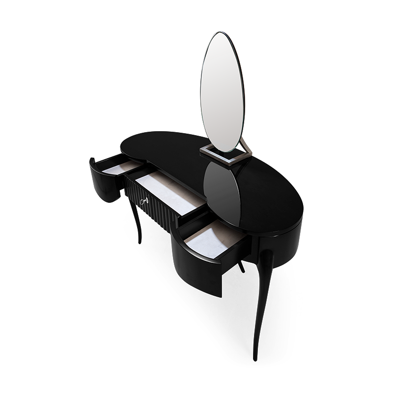 VANITY FAIR II | Christopher Guy